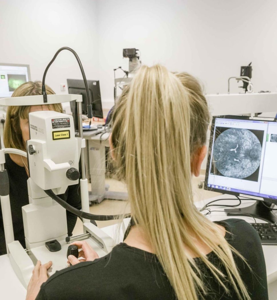 Download our Knowledge-base material - Retina UK