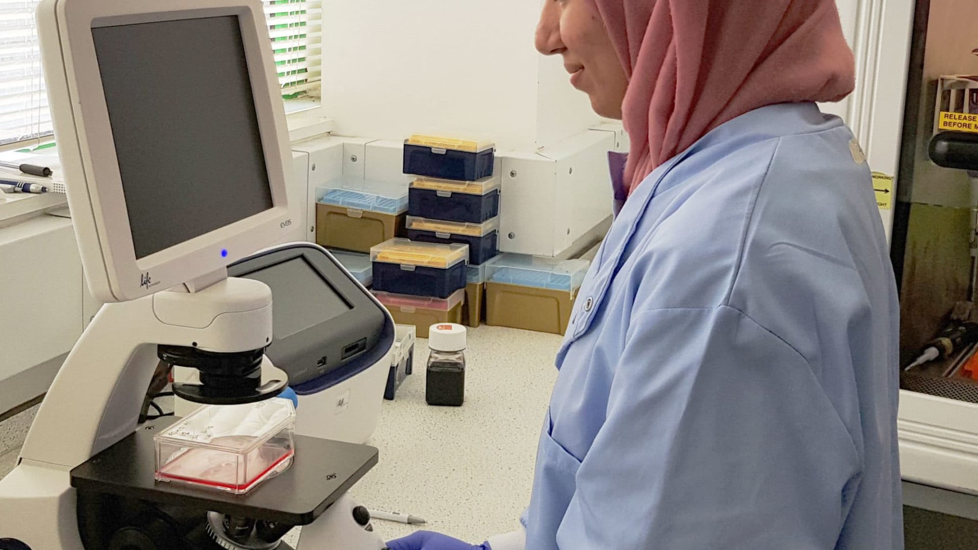 Researcher profiles - Retina UK